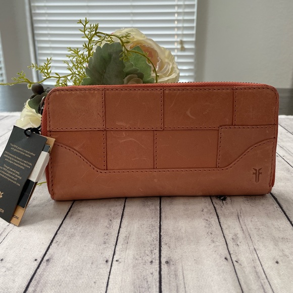 Frye | Bags | Nwt Frye Melissa Leather Zip Around Clutch Wallet Apricot ...